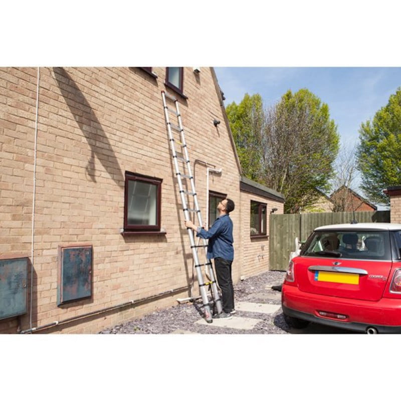 Spear + Jackson 3.8m 12ft6in Telescopic Air 12 Rung Aluminium Ladder ...